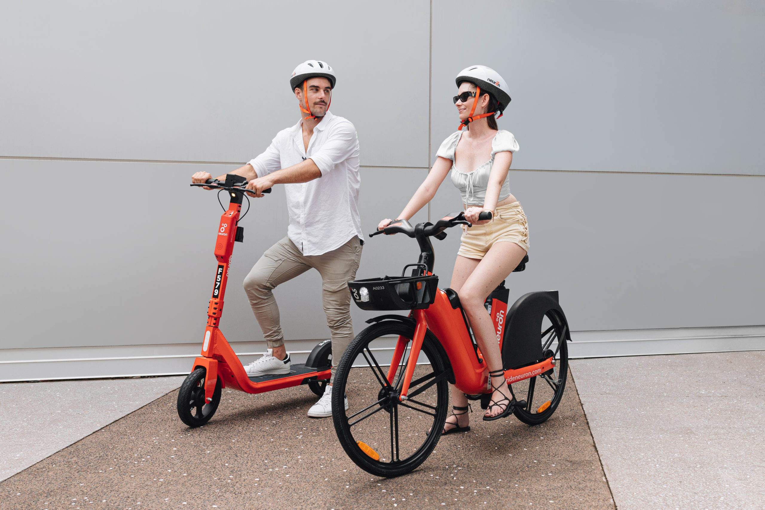 Vehicles : Neuron Mobility